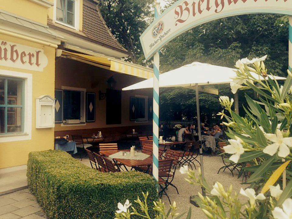 Biergarten – Wirtshaus Bräustüberl
